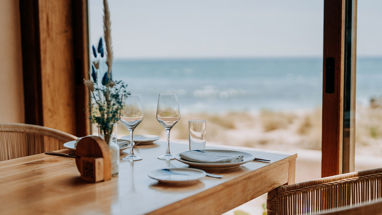 Assaona Beach Club & Restaurant