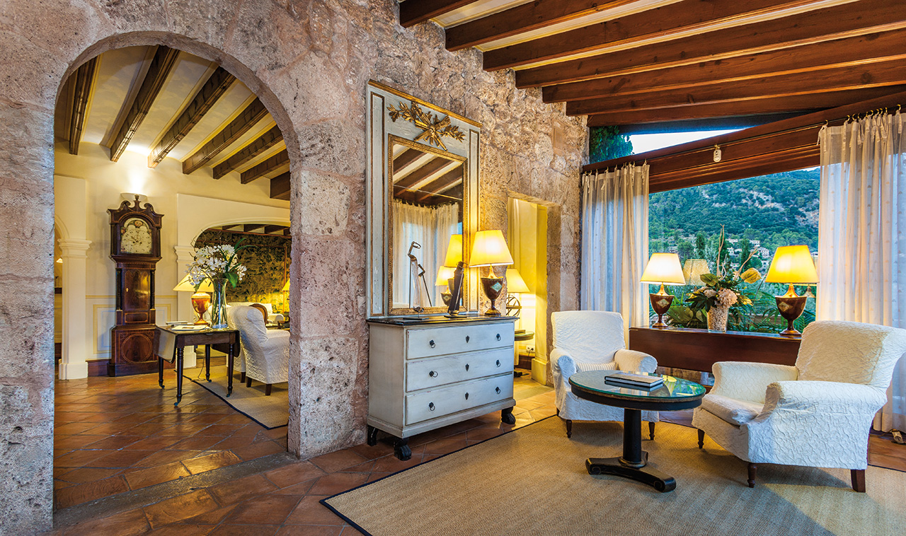 Hotel Valldemossa room