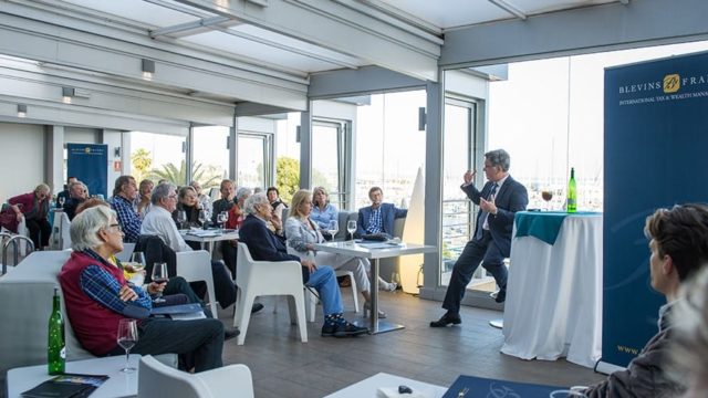 Ein Blevins Franks Seminar im Hotel Costa Azul