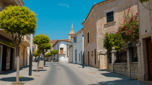 Orte Immobilien Hotels Restaurants Aktivitäten Dienstleistungen Magazin