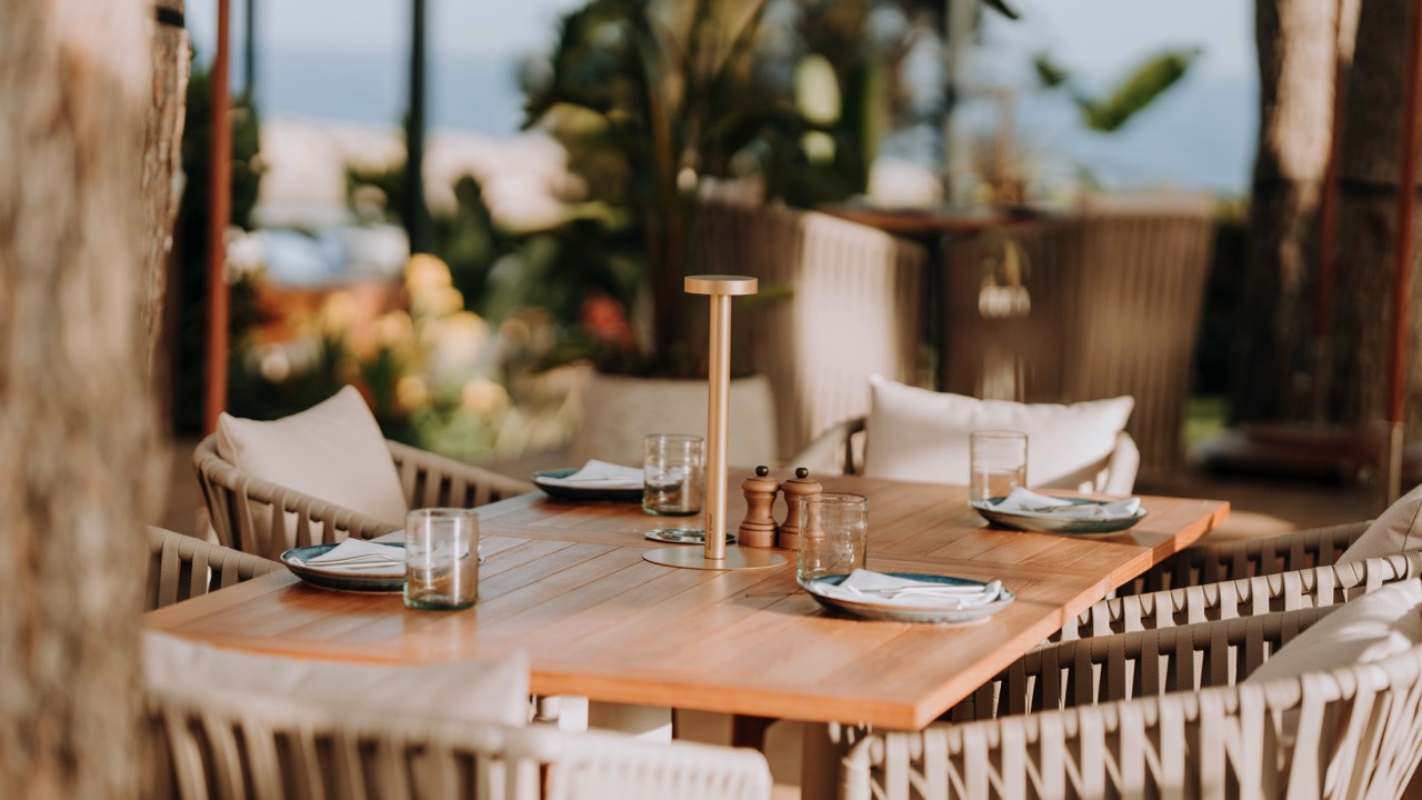 Orte Immobilien Hotels Restaurants Aktivitäten Dienstleistungen Magazin